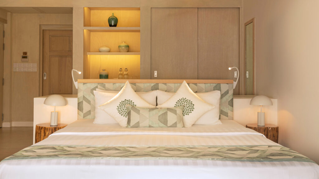 Beachfront Room Maldives | Bandos Standard Beachfront Rooms